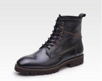 China Comfortable Autumn Mens Boots Breathable Mens High Top Casual Shoes for sale