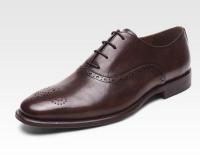 China Lace Up Men Brogue Shoes Low Luxury Heel Dress Shoes With 37 - 48 Size for sale