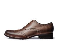 China Soft Men'S Casual Shoes Normal Size Brown Leather Brogue Sneakers for sale