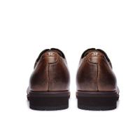 China Soft Men'S Casual Shoes Normal Size Brown Leather Brogue Sneakers for sale