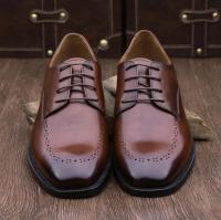 China Round Toe Mens Leather Loafers Skull Style Oxford Slip On Flats Shoes For Party for sale