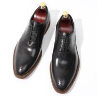 China Handmade Patent Wedding Mens Leather Dress Shoes Oxfords Style With Black Striped for sale