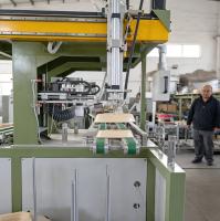 China Stable Operation Safe Automatic Grinding Machine For Melamine Mold Surface Finishing for sale