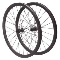 China Carbon Fiber Disc Brake Wheelset 700C Clincher Rim 35-71mm Profile 1750-1850g Weight for sale