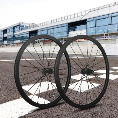 China RUJIXU 30mm Carbon Fiber Mountain Bike Wheelset 700C Disc Brake 1680g Pair with 21mm Inner Width for sale
