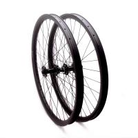 China Carbon Fiber Mountain Bike Wheelset 35mm Depth Disc Brake Clincher Tubeless 32H Toray T800 for sale