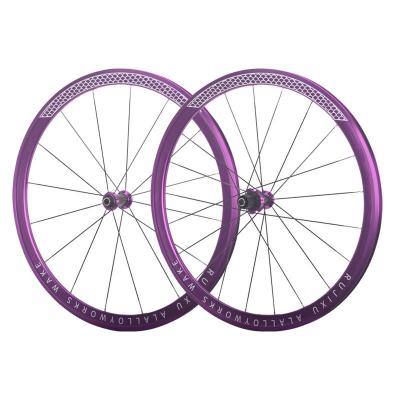 China 700c V-Brake Road Bike Wheelset with Straight Pull Spokes - 30mm 1650g, 40mm 2000g, 50mm 2350g Aluminum Alloy Clincher for sale