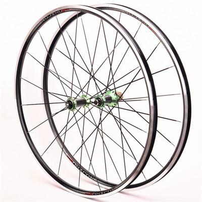 China Carbon Hub V-Brake Wheelset 700C Road Bike 1545g with 18-21H Spoke Configuration for sale