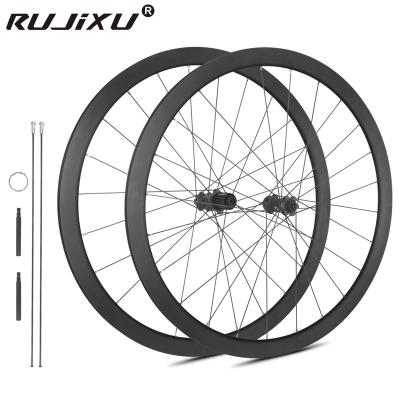 China 700C Road Bike Wheelset Carbon Fiber 24H Six Pawl Freehub 2000g Pair for sale