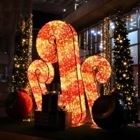 China Custom 220-240CM LED Santa Claus Christmas Lanterns for Outdoor Decor - 110/220V Power for sale