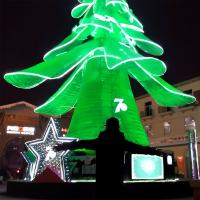 China 500cm Customizable Christmas Tree Lantern with LED Lighting for Outdoor Holiday Decoration - 110V/220V Power for sale