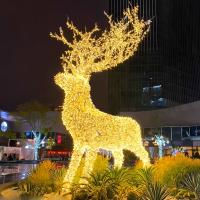 China Large-scale Outdoor Christmas Decorations - Light-up Christmas Reindeer Decor for Garden Decoration for sale