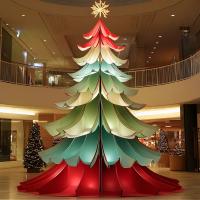 China Customizable Christmas Tree Decorations for Holiday Party Decoration for sale