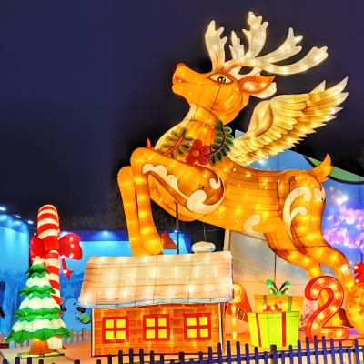China Large - scale Outdoor Christmas Decorations, Christmas Reindeer Glowing Lanterns, Lanterns Made of Waterproof Material。 for sale