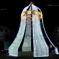 China Large 400cm Santa Claus LED Lantern for Outdoor Christmas Decorations - 110V/220V Customizable Lighting for sale