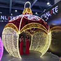 China Outdoor Light-up Giant Christmas Decorative Archway Lights, Holiday Decorations for sale