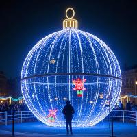 China Outdoor Holiday Lights Decoration Mobile 3D Christmas Filament Lights Waterproof for sale