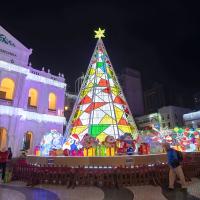 China Christmas Theme Light Show Decorations, LED Christmas Tree Lanterns for sale