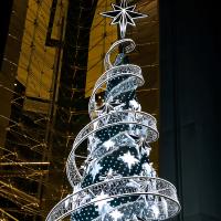 China Giant Customizable Christmas Tree Decorations Suitable for Outdoor Festive Decor for sale