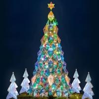 China Custom Faceted Prism LED Christmas Tree, Iridescent Geometric Light Tree for Shopping Mall Holiday Installation for sale