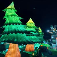 China Christmas Tree LED Lanterns for Street and Outdoor Decorations for sale