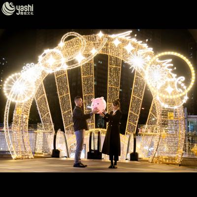 China Outdoor Party Holiday Lights Decoration Arch 500cm LED Meteor String Lights 110V/220V Customizable for sale