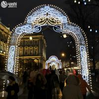 China Festive Giant LED Illumination Wire Arch Handmade for Shopping Center for sale