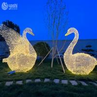 China Lifelike Peacock Sculpture Lighting for Zoo and Park Decorations for sale