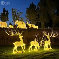 China Lifelike Peacock Sculpture Lighting for Zoo and Park Decorations for sale