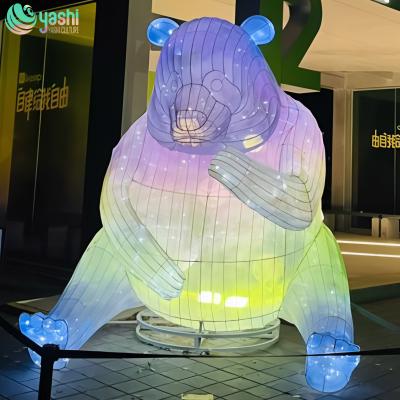 China Custom LED Bear Sculpture Lantern 200-220CM for Zoo & Garden Decor with 110/220V Power for sale