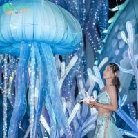 China Iron  silk and cloth luminous jellyfish-shaped lanterns for holiday parties for sale
