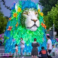 China High-Quality Lion Sculpture Lantern for Outdoor Decor and Themed Light Shows for sale
