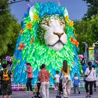 China High-Quality Lion Sculpture Lantern for Outdoor Decor and Themed Light Shows for sale