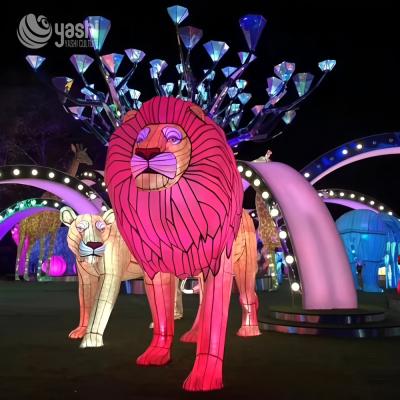 China Handmade Lion Sculpture Animal Lanterns for Outdoor Zoo Decoration for sale