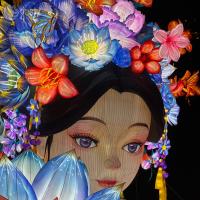 China Customizable Chinese Traditional Lantern with LED Lighting for Festival Exhibitions - 110/220V Power Supply for sale
