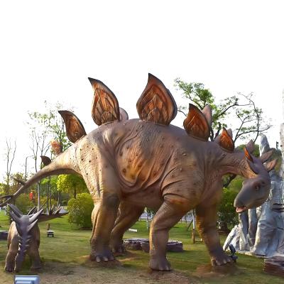 China 300CM Silicone Animated Triceratops Dinosaur Sculpture with Voice Control for Outdoor Park Decorations for sale
