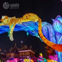China Lion-Themed Arch Lantern Installation with LED Lighting - Custom Outdoor Decoration for Cultural Events and Parks for sale