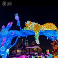 China Lion-Themed Arch Lantern Installation with LED Lighting - Custom Outdoor Decoration for Cultural Events and Parks for sale