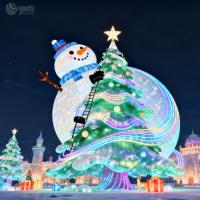 China Artisan Christmas Tree Lanterns for Holiday Light Festivals and Christmas Exhibitions for sale