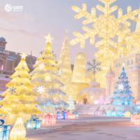 China Custom Walk-through Giant Christmas Tree Light Sculpture, Outdoor Waterproof LED Christmas Tree Lantern for Shopping Mall Festival Light Show for sale