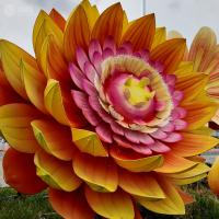 China Handmade Simulated Bouquets Are Used for Holiday Decorations, Park Decorations and Lantern Show Displays. for sale