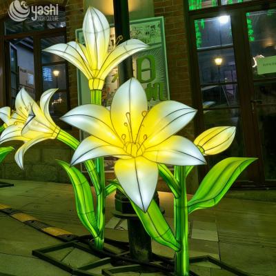 China High-quality Handmade Simulated Lily Lanterns for Outdoor Decoration and Park Ornamentation for sale