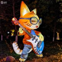China Custom Cartoon Rock Cat Lantern, Music Guitar Playing Cat LED Light Sculpture for Theme Light Festival for sale