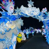 China Custom Ice‑Snow Fairy Tale Theme Arch Lantern, 3D Character IP LED Walk‑Through Light Arch for Theme Park, Winter Festival & Night Exhibition for sale