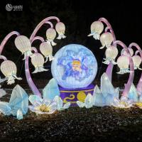 China Custom Ice Crystal Ball & Bell‑Shaped Flower LED Lantern Installation, Fairy Tale Winter Theme Light Sculpture for Park Light Festival for sale