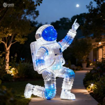 China Customizable Space-Themed Astronaut Lanterns for Large Festival and Attraction Decorations for sale