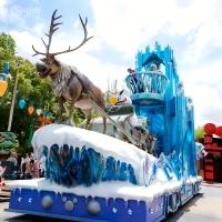 China Custom Giant Festival Parade Floats by Zigong Lantern Manufacturer for sale