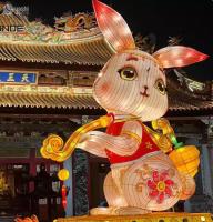 China Custom Mid‑Autumn Moon & Jade Rabbit LED Lantern, Large Photo‑Op Light Sculpture for Festival Park Display for sale