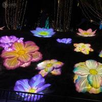 China Large LED Flower Light Sculptures Waterproof, Customizable for Outdoor Festivals & Commercial Displays for sale