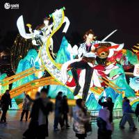 China Custom Large-Scale Game Character LED Lanterns  Waterproof & Durable for Outdoor Festivals for sale